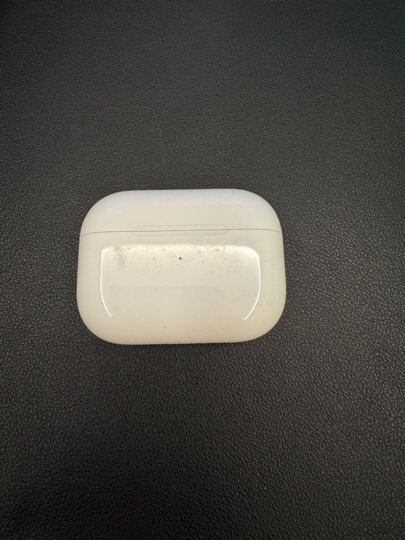 Apple AirPods Pro (2nd Gen) with Case, Audio, Earphones on Carousell