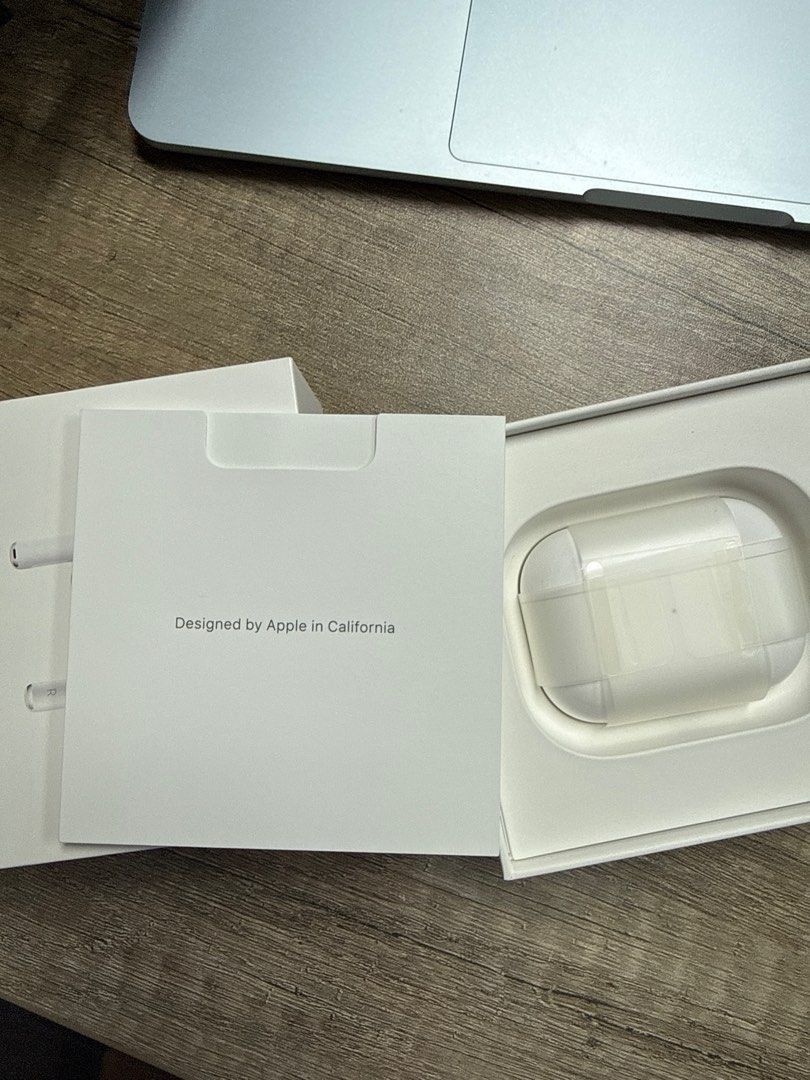 Apple AirPods Pro with Wireless Charging Case, Audio, Earphones on ...