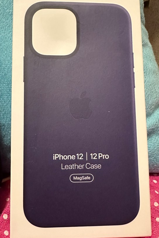 Apple iPhone 12/12 Pro Leather Case with MagSafe, Mobile Phones ...