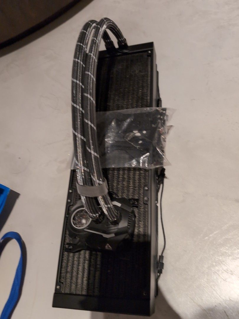 Arctic Liquid Freezer II 420, Computers & Tech, Parts & Accessories ...