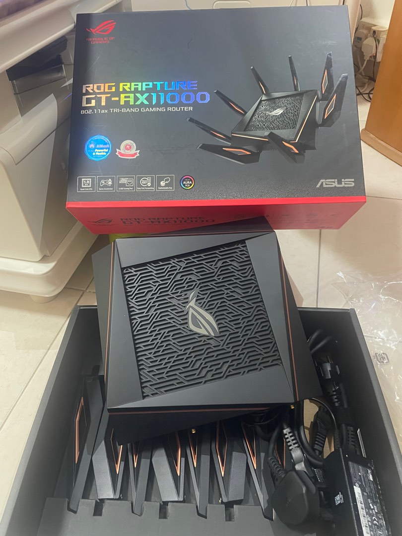 ASUS ROG Rapture GT-AX11000 Tri-Band Gaming Router, Computers & Tech ...