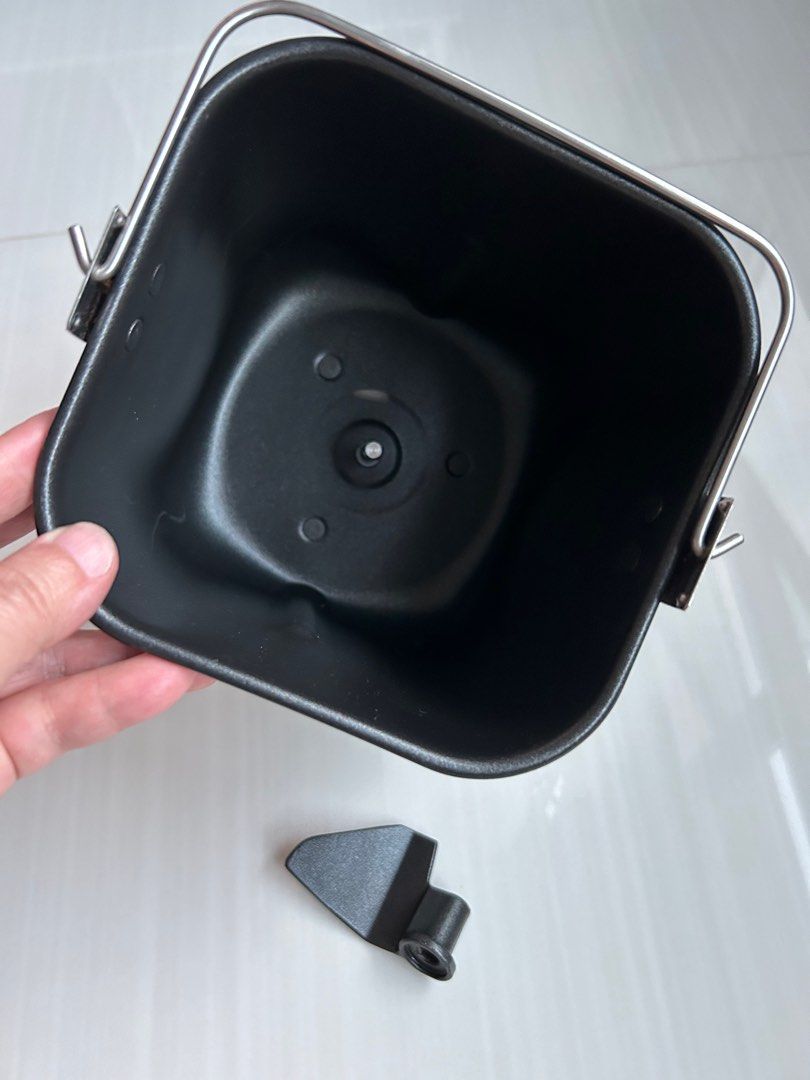 Bread tin and paddle for Hyundai Bread Maker HYBM-6060, TV & Home ...