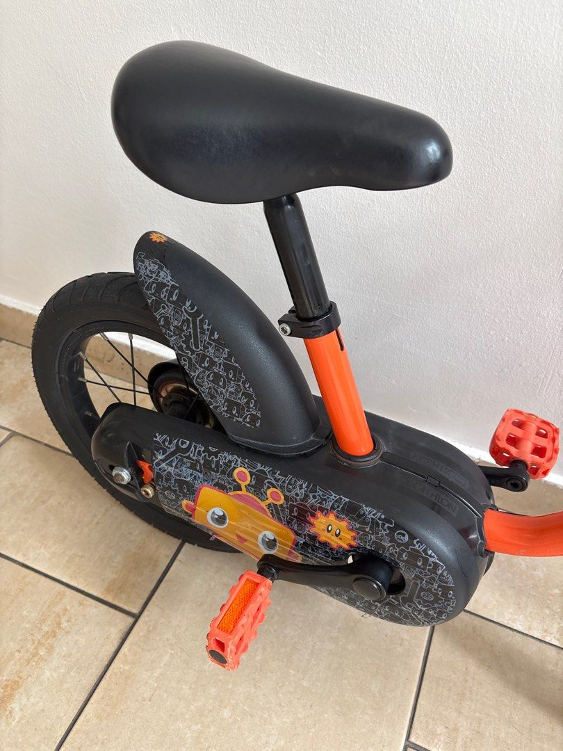 BTWIN 14-inch Kids' Bike - Orange, Sports Equipment, Bicycles & Parts, Bicycles on Carousell