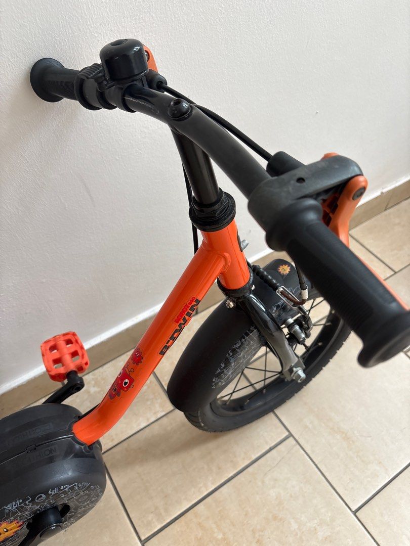 BTWIN 14-inch Kids' Bike - Orange, Sports Equipment, Bicycles & Parts, Bicycles on Carousell