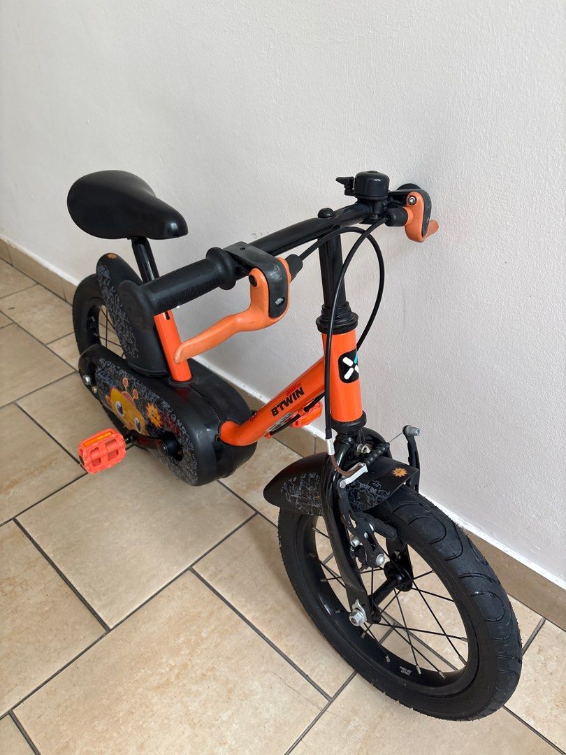 BTWIN 14-inch Kids' Bike - Orange, Sports Equipment, Bicycles & Parts, Bicycles on Carousell