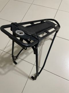 Dual bicycle Tower Rack / Bicycle Rack, Sports Equipment, Bicycles ...