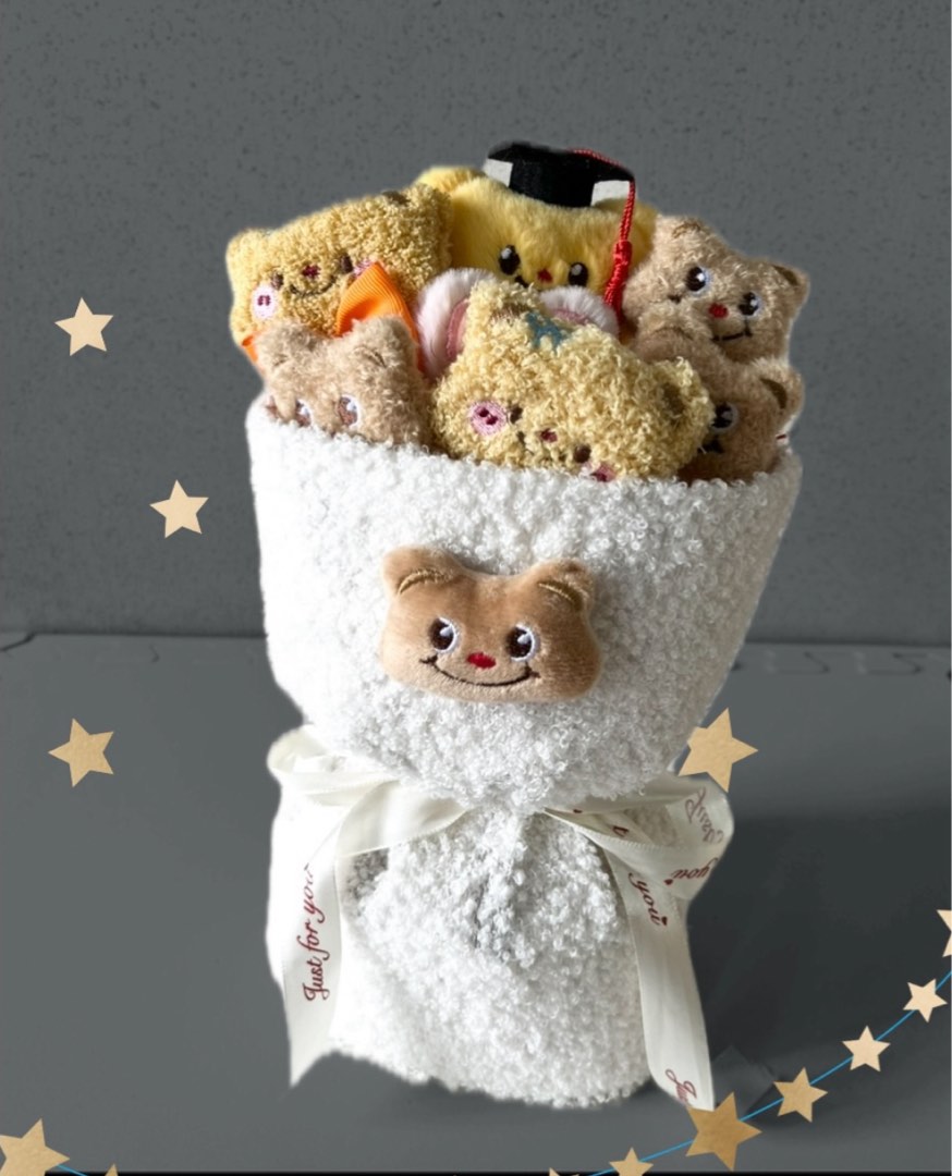 Butter bear graduation Bouquet - Graduation Gift, Hobbies & Toys ...