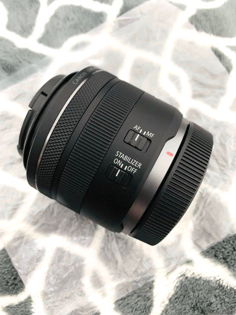 Canon rf 35mm 1.8 is macro lens, Photography, Lens & Kits on Carousell