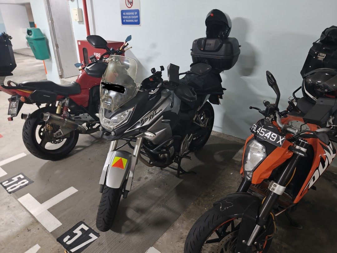 CbF190X Fighthawk Silver, Motorcycles, Motorcycles for Sale, Class 2B ...