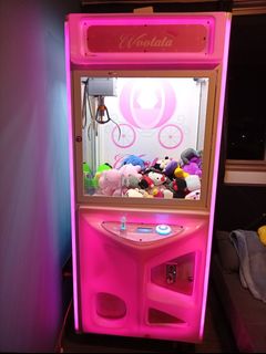2 x machine. claw machine + master key, Hobbies & Toys, Toys & Games on ...