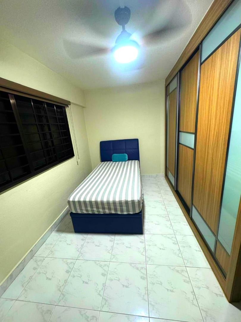 Common Bedroom @ Blk 211 Tampines Street 23, Property, Rentals, Room ...
