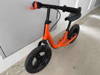 Decathlon BTWIN Balance Bike - Light Blue, Sports Equipment, Bicycles & Parts, Bicycles on Carousell