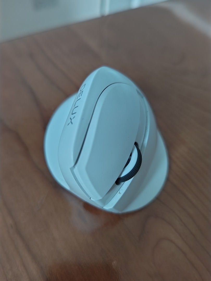 DELUX Vertical Wireless Mouse Left hand - Like New, Computers & Tech ...