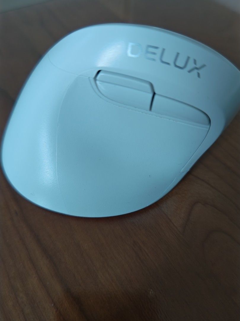 DELUX Vertical Wireless Mouse Left hand - Like New, Computers & Tech ...