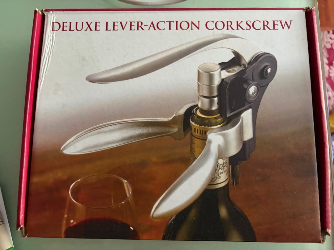 Deluxe lever-action corkscrew 開瓶器, 家庭電器, 廚房電器, 酒窖及存倉 - Carousell