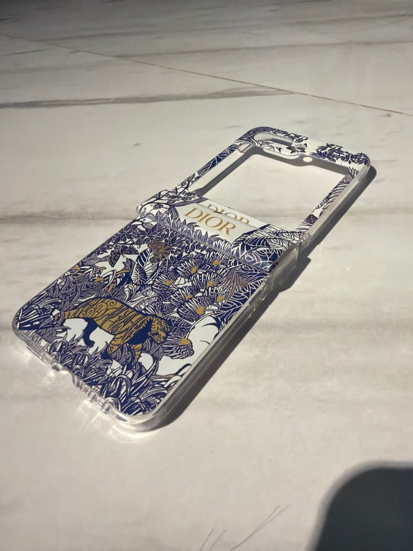 Dior Samsung Z flip 6 Case, Mobile Phones & Gadgets, Mobile & Gadget ...