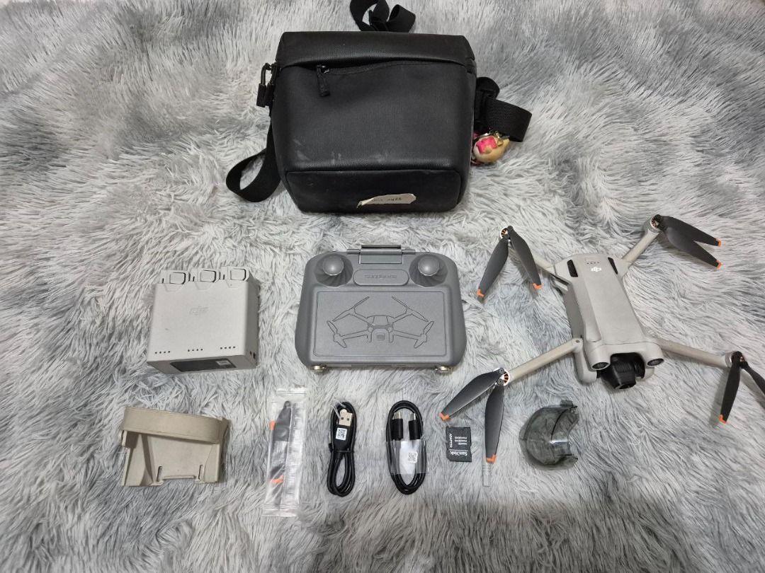 DJI mini 3 Pro FMC RC remote, Photography, Drones on Carousell