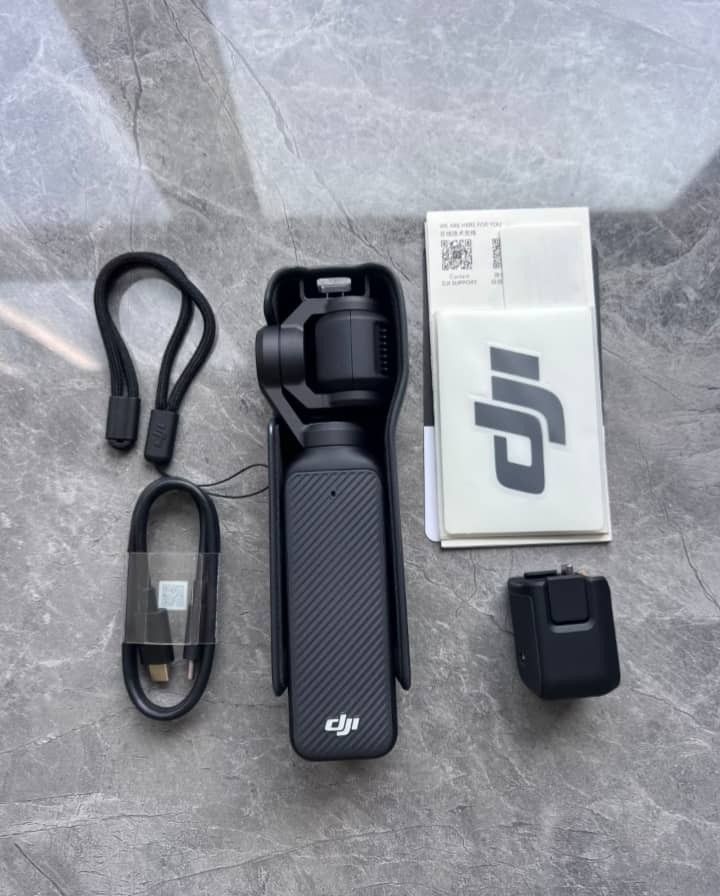 DJI Osmo Pocket 3 (64GB SD Card), Photography, Cameras on Carousell