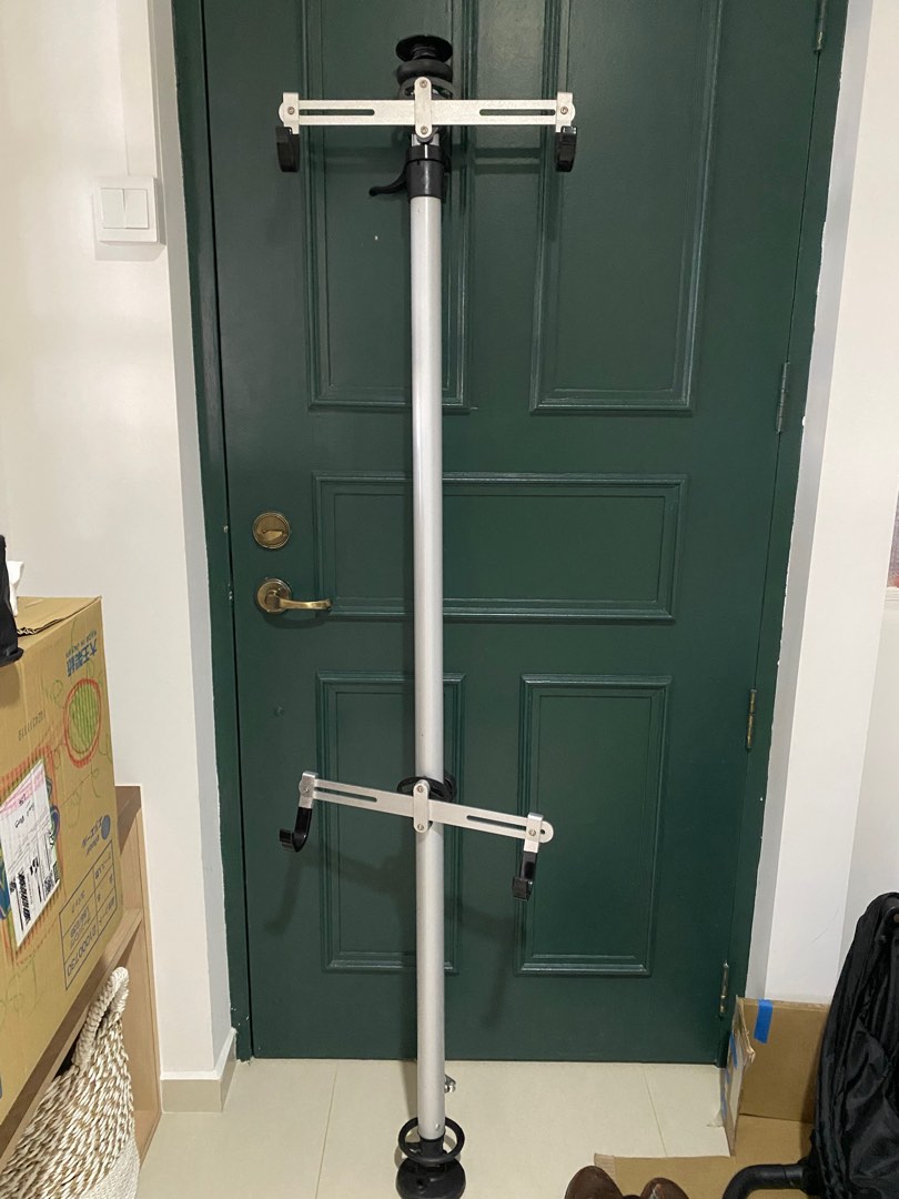 Dual bicycle Tower Rack / Bicycle Rack, Sports Equipment, Bicycles ...