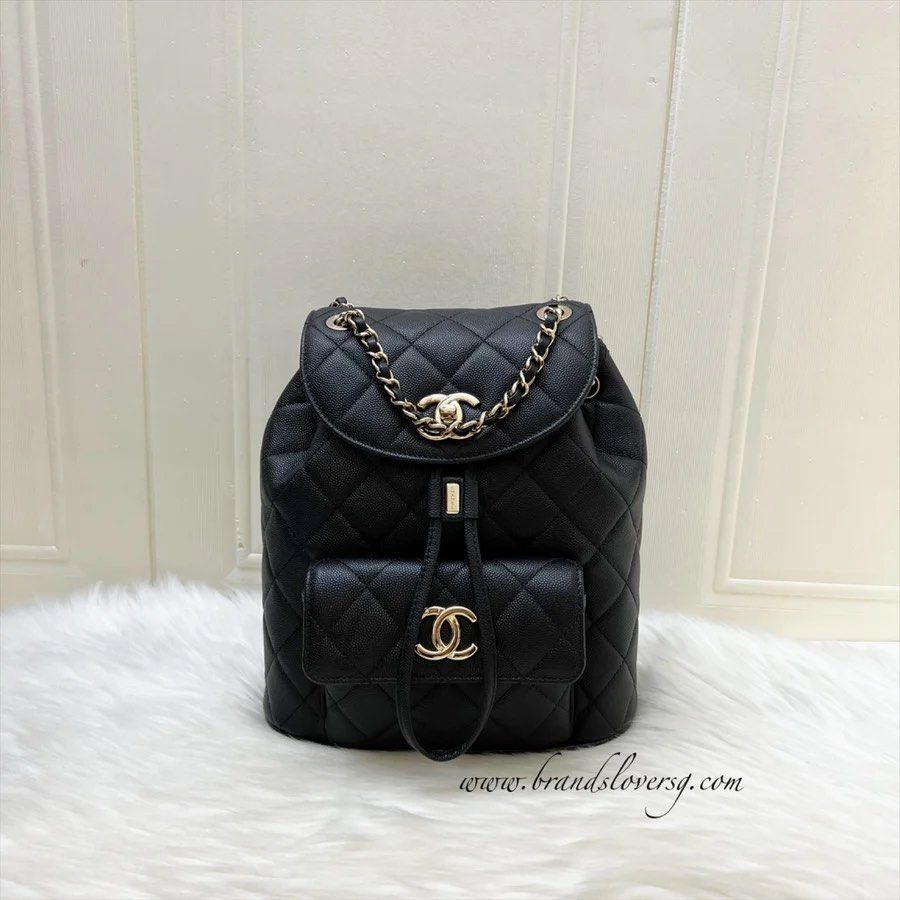 Est retail $8500 ‼️ Chanel Duma Small / Medium Backpack in Black Caviar ...