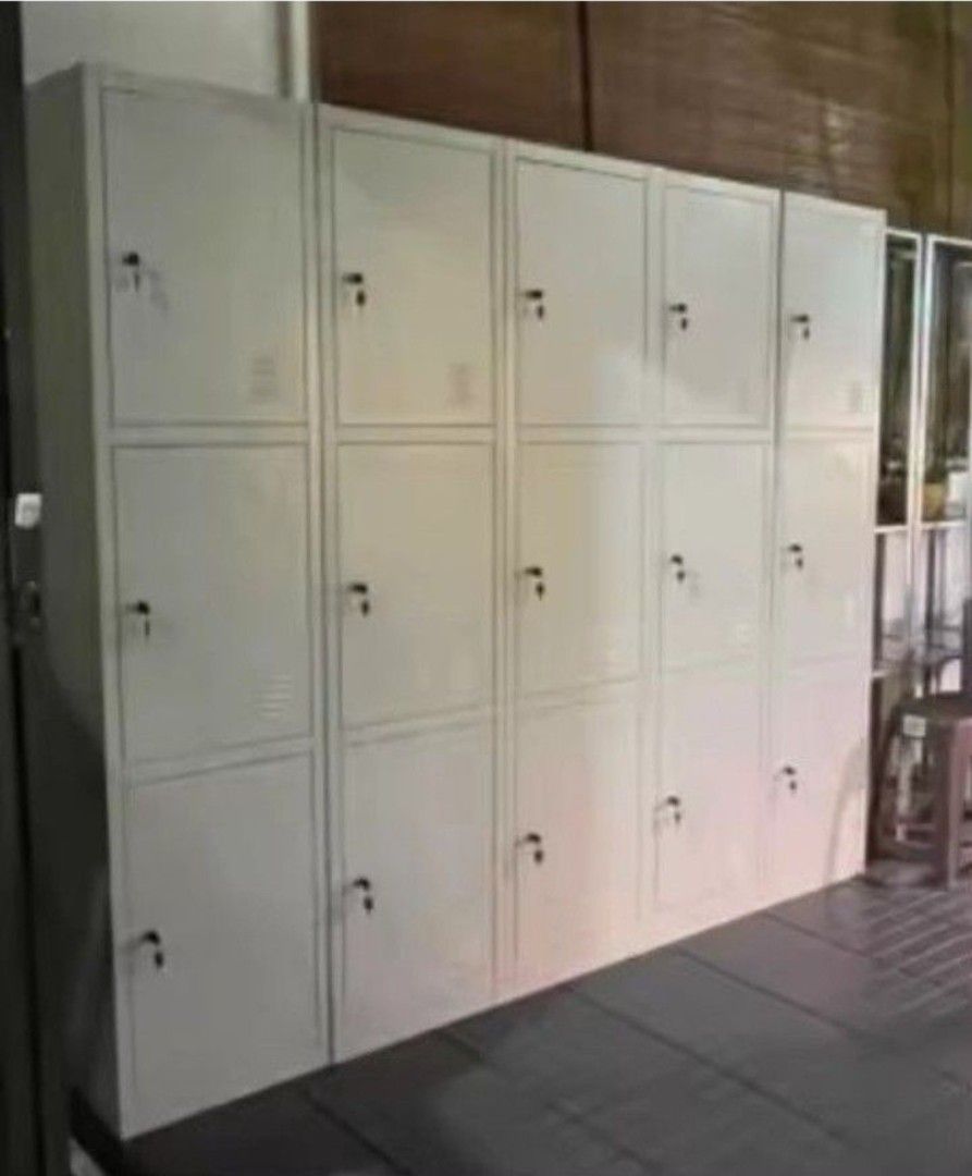 [Free Keys] Promo left 10 - 3 Door Metal Locker, Furniture & Home ...