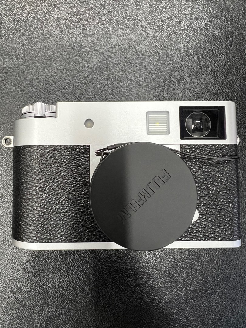Fujifilm X-HF1 Xhalf, Photography, Cameras on Carousell