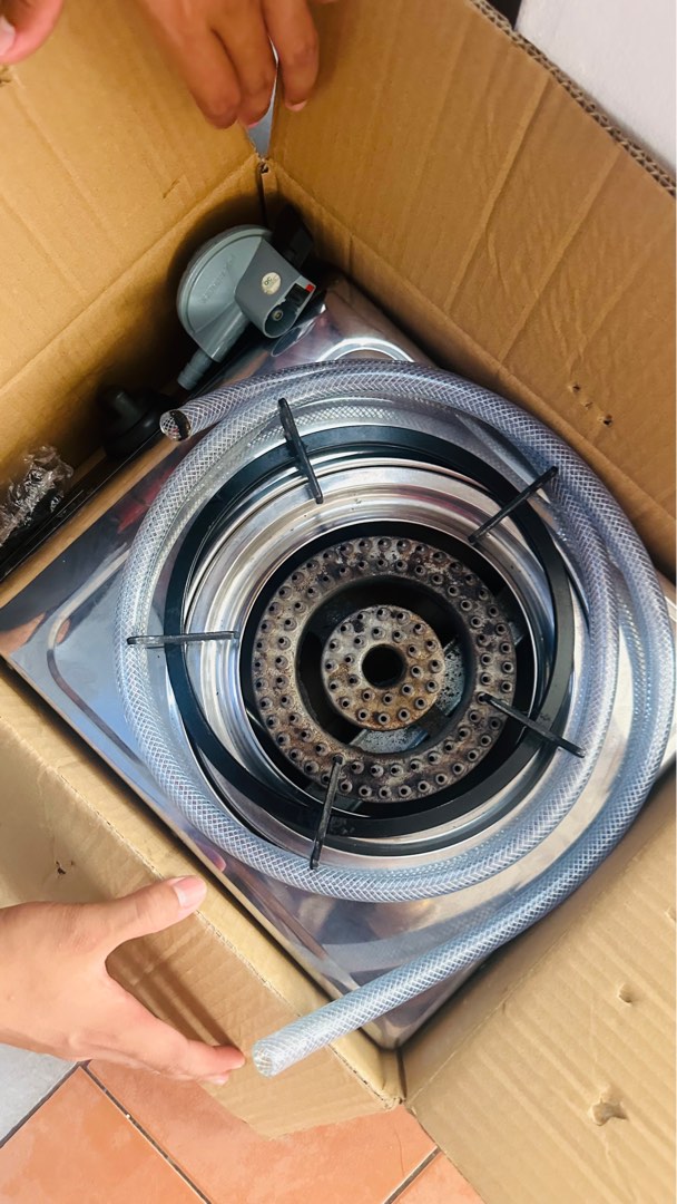 Golden Fuji Gas Stove with Hose, TV & Home Appliances, Kitchen ...