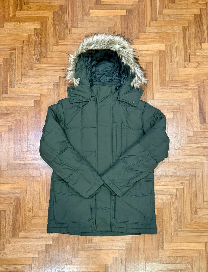 Green UNIQLO Winter Jacket with Hood, Men's Fashion, Coats, Jackets and ...