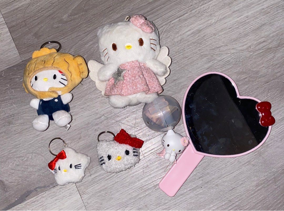 Hello kitty set (w/ orig gashapon hello kitty), Hobbies & Toys, Toys ...