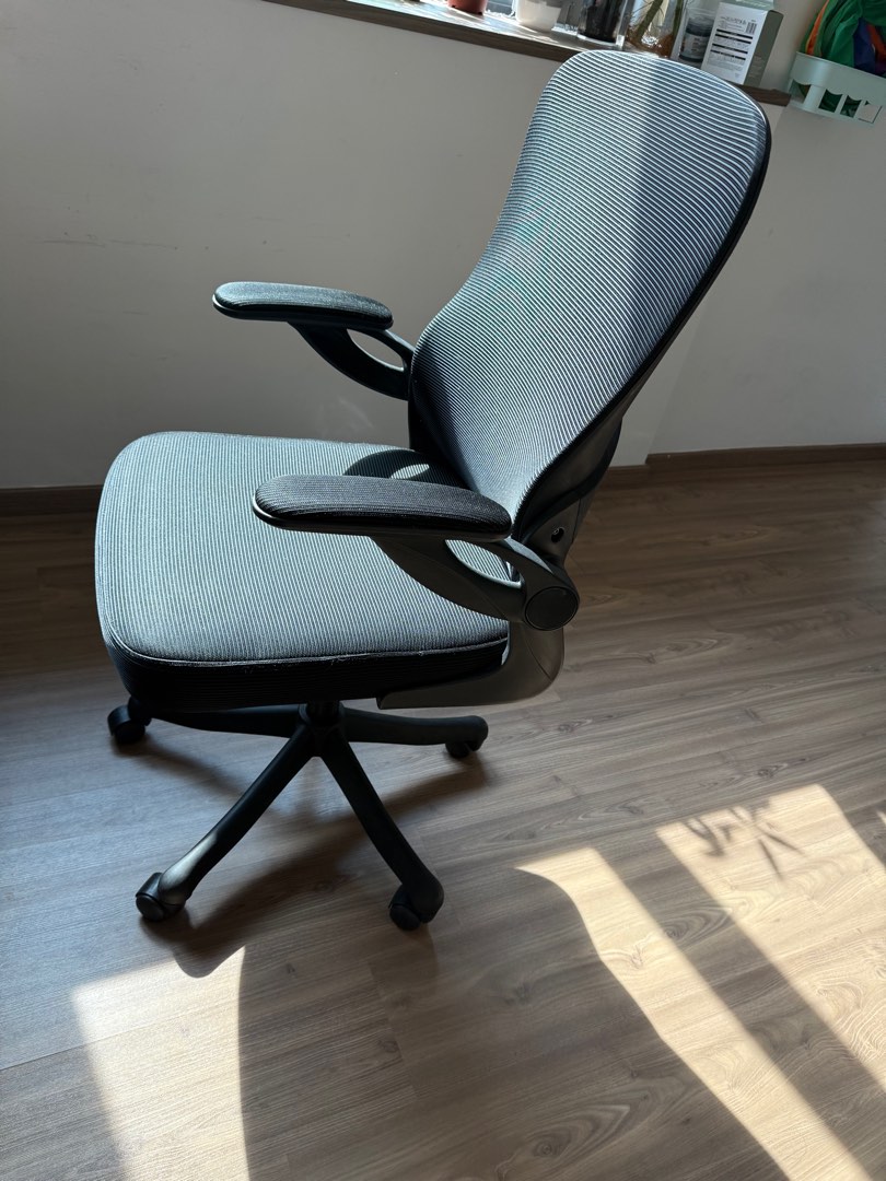 Herman Miller Aeron Office Chair - Black, Furniture & Home Living ...