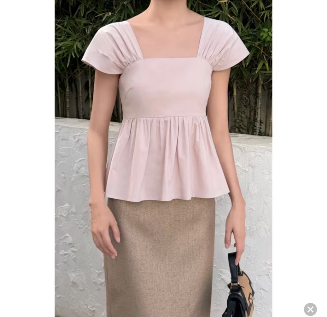 Hollyhoque CNY 2026 in Oriental Dreams Fan Flair Top , Women's Fashion ...
