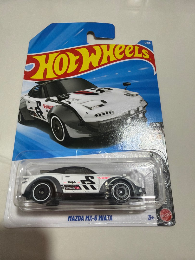 Hot Wheels Mazda MX-5 Miata, Hobbies & Toys, Toys & Games on Carousell