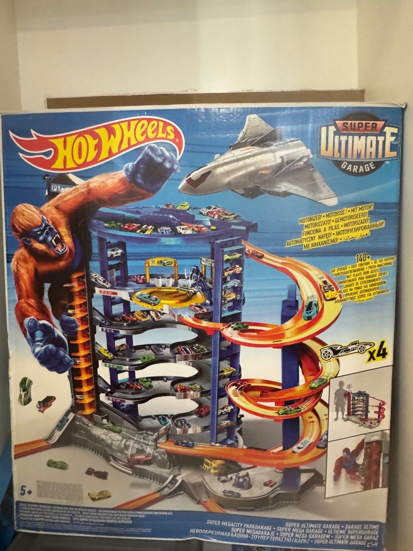 Hot Wheels Super Ultimate Garage Playset, Hobbies & Toys, Toys & Games ...