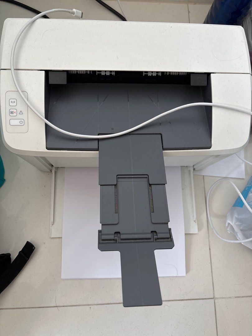 HP laser jet Printer w 90% ink catridge, Computers & Tech, Printers ...