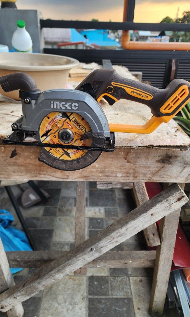 Ingco Cordless circular saw 5-1/2" brushless, Commercial & Industrial ...