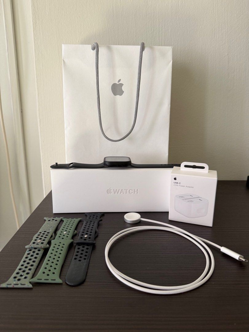 iPhone 16 Pro Max + Apple Watch Series 10 BUNDLE 🔥, Mobile Phones ...