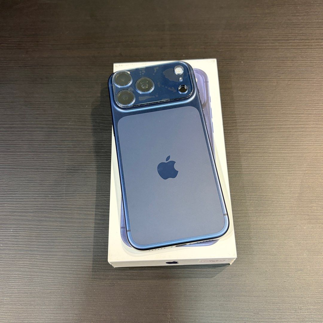 iPhone 17 Pro Max 256GB Deep Blue, Mobile Phones & Gadgets, Mobile ...