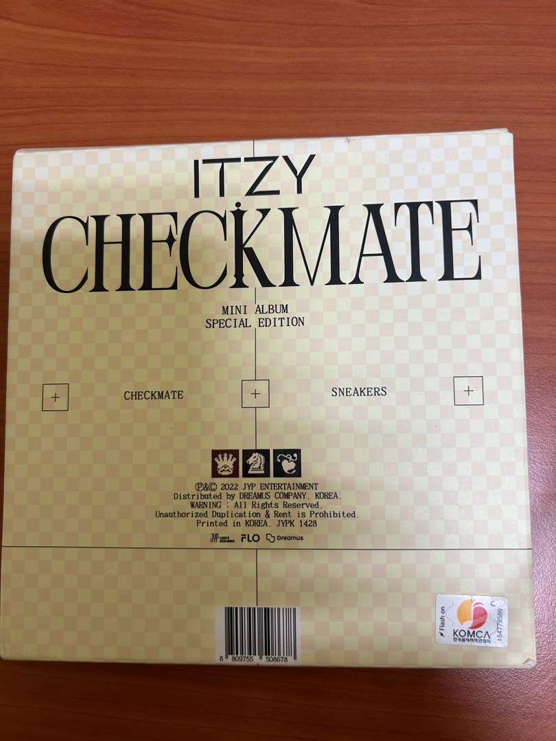 ITZY Checkmate Mini Album Special Edition, Hobbies & Toys, Memorabilia ...