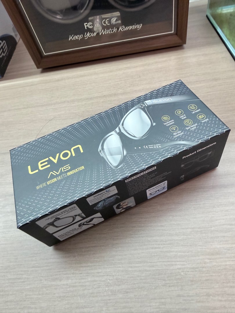 Levon Avis Smart Glasses - Brand New, Men's Fashion, Watches ...
