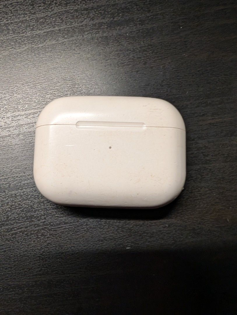 [Lost and found] Apple AirPods Pro Charging Case, Audio, Earphones on ...