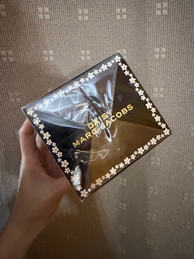 Marc Jacobs Daisy EDT 100ml, Beauty & Personal Care, Fragrance ...