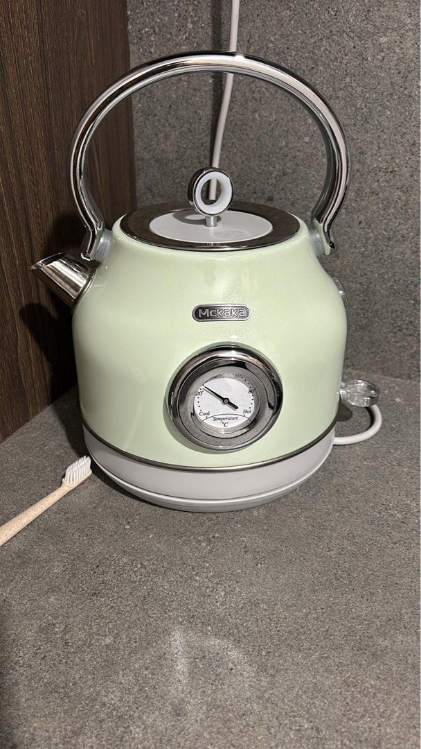 McKaka Retro Electric Kettle with Thermometer, TV & Home Appliances ...