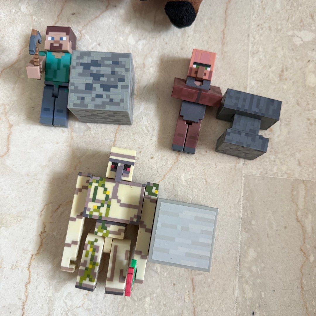 Minecraft action figure series 1 & 2 steve iron golem villager, Hobbies ...