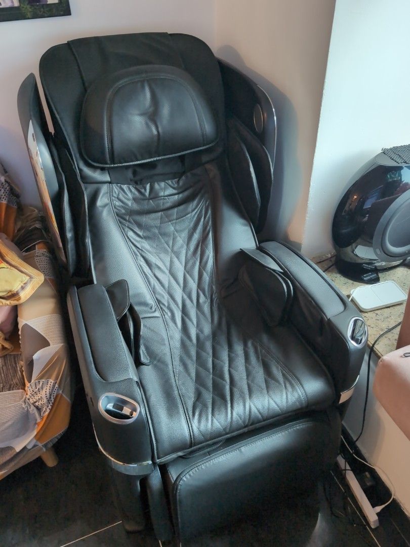 OSIM ULOVE 2 Massage Chair 按摩椅, 家庭電器, 其他家庭電器 - Carousell