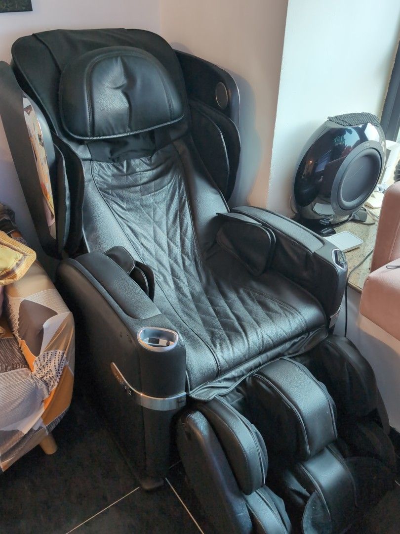 OSIM ULOVE 2 Massage Chair 按摩椅, 家庭電器, 其他家庭電器 - Carousell