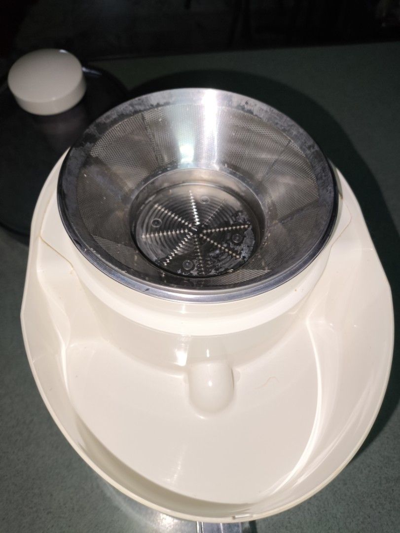 Panasonic MJ-68M Juicer, TV & Home Appliances, Kitchen Appliances ...