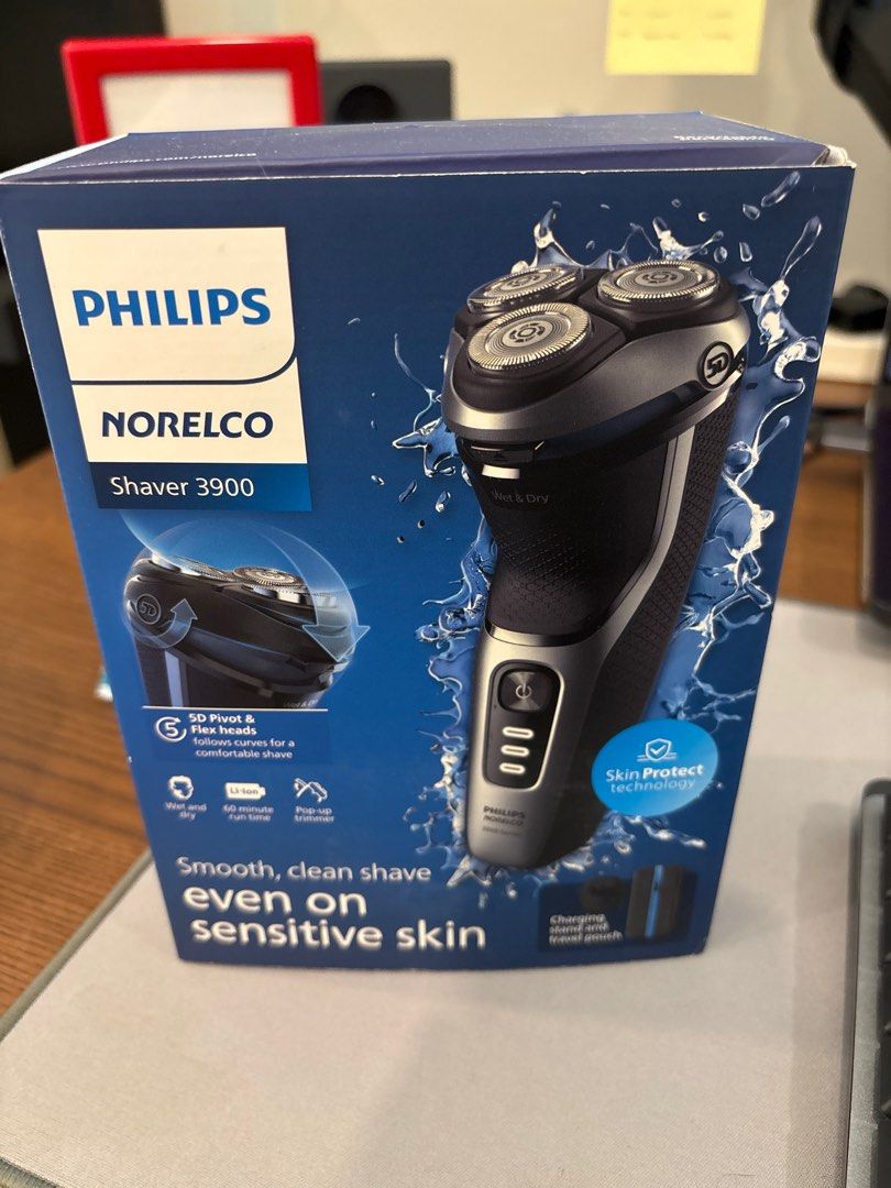 Philips Norelco Shaver 3900, Beauty & Personal Care, Men's Grooming ...