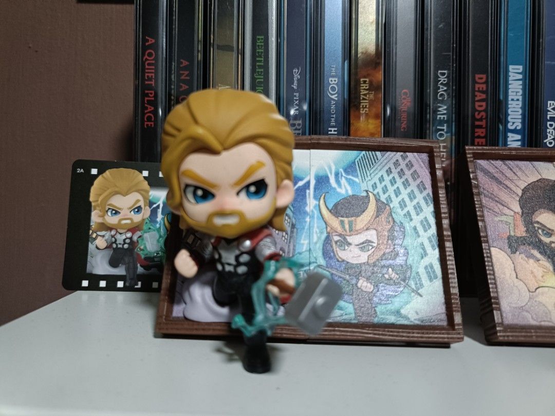 Popmart Marvel Photo Frame Series Figures (Thor & Captain America ...