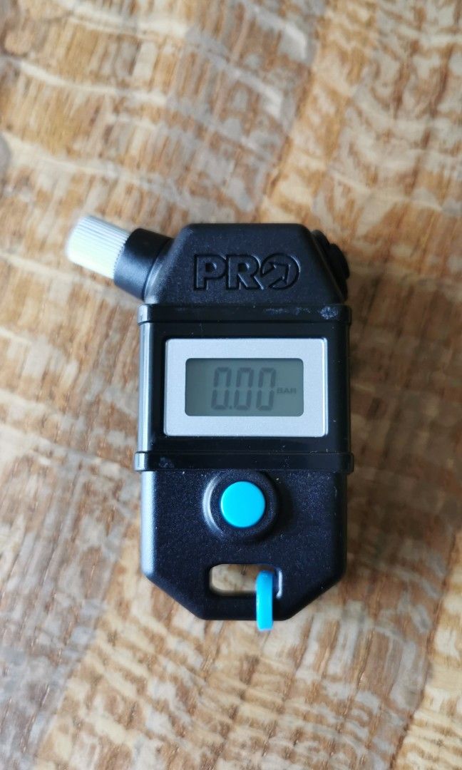 PRO digital pressure sensor, Sports Equipment, Bicycles & Parts, Parts & Accessories on Carousell