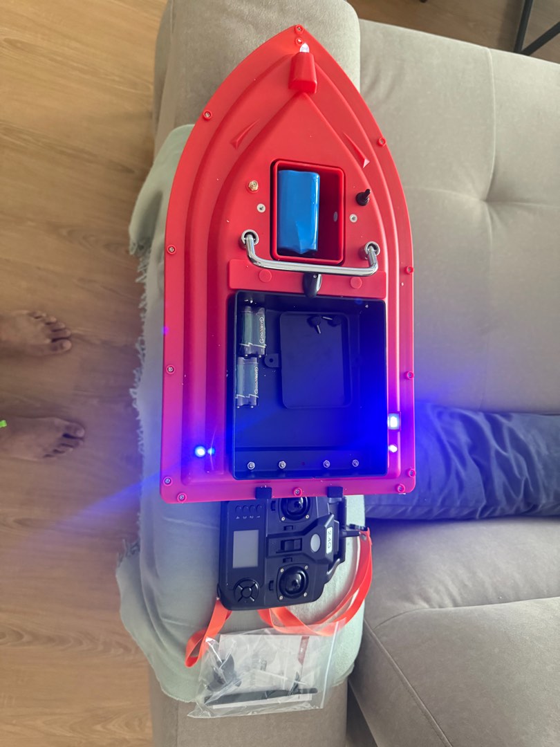 Red RC Bait Boat with Remote Control, Hobbies & Toys, Toys & Games on ...